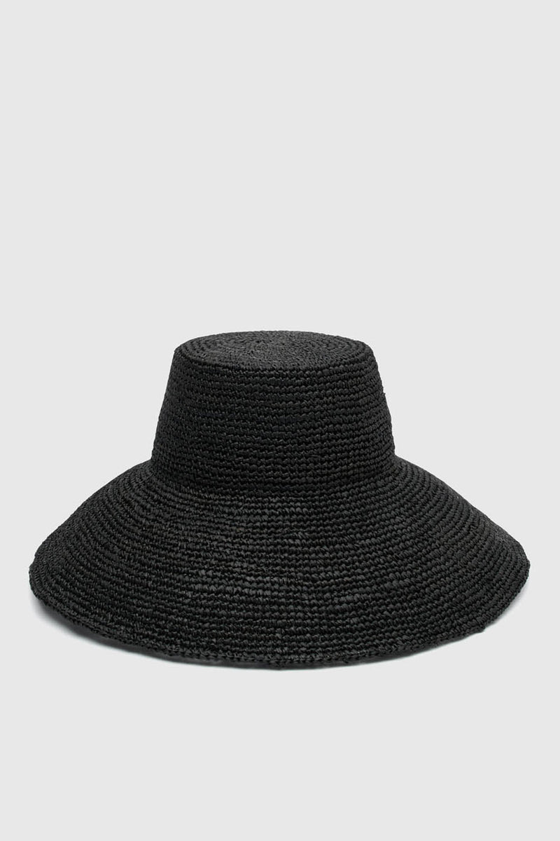 Oasis Hat in Black - CAMILLA AND MARC® C&M - Great Gifts Club